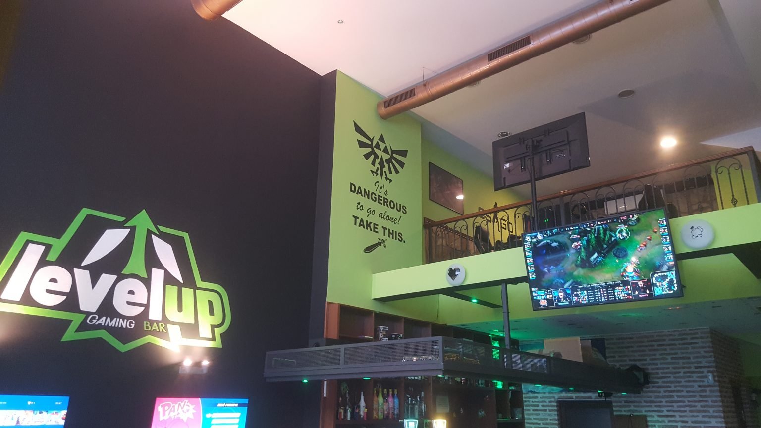 5 bares/restaurantes Gaming que tienes que visitar en Madrid - Isla de ...